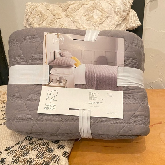 Project 62 | Bedding | Project 62 King Size Comfort | Poshmark